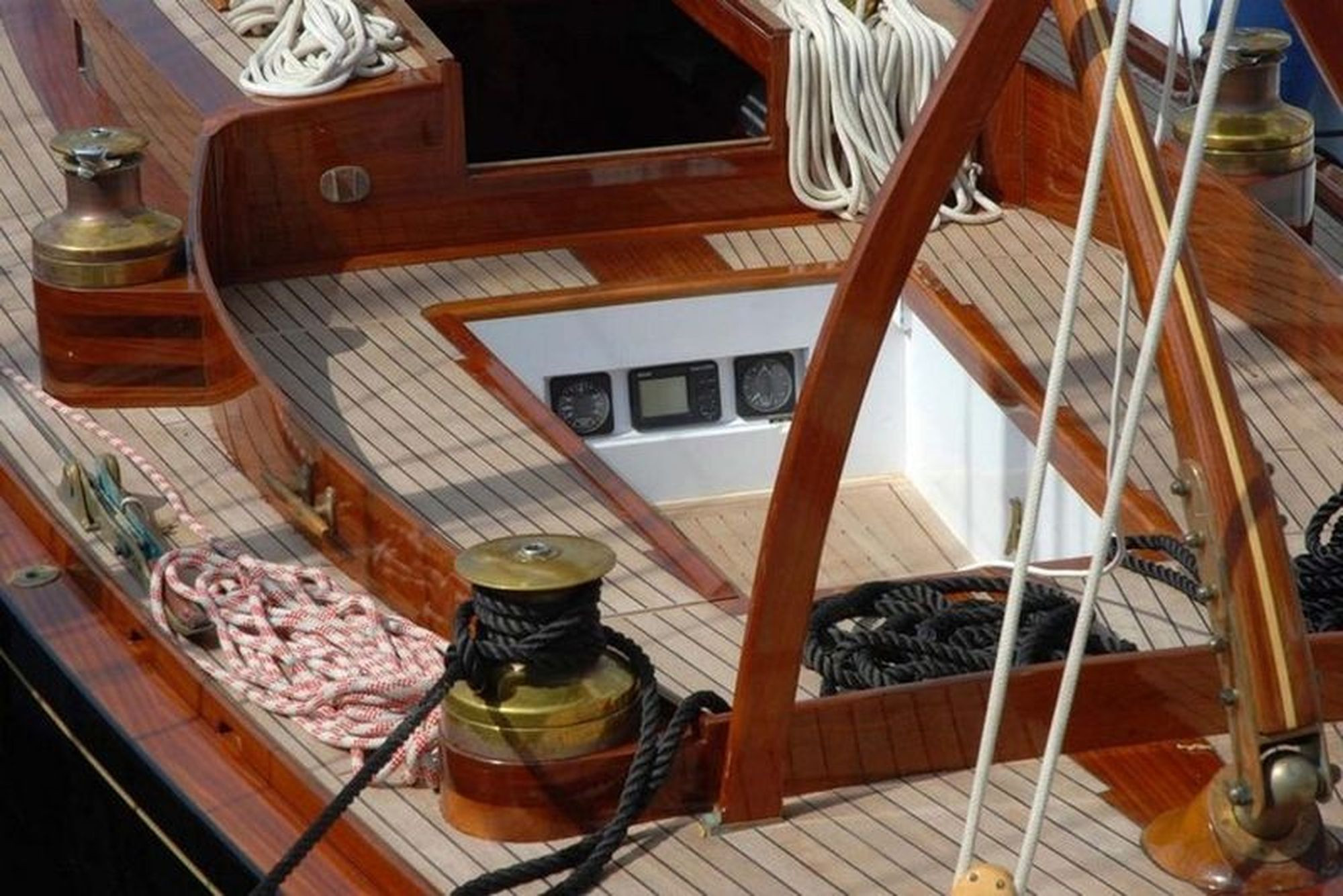 Einzigartiges mit Stil: 46' André Mauric Sloop LAK II bei UNIKATOO