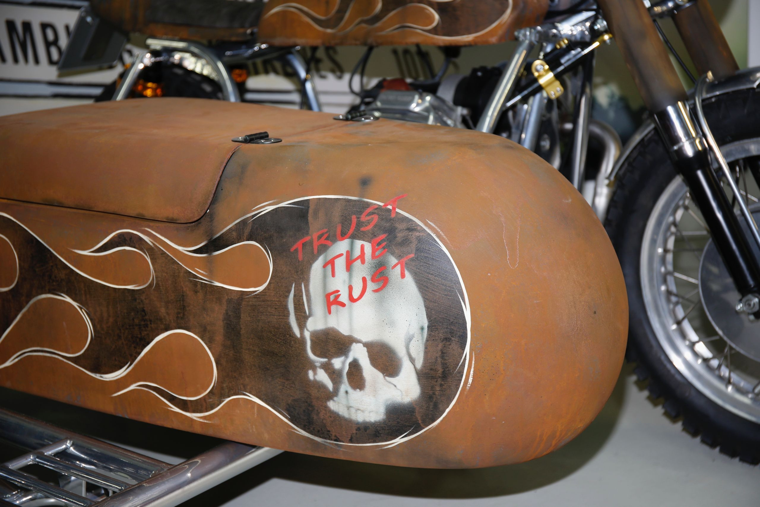 Einzigartiges mit Stil: Motorrad Trust the Rust - IWAN BIKES bei UNIKATOO