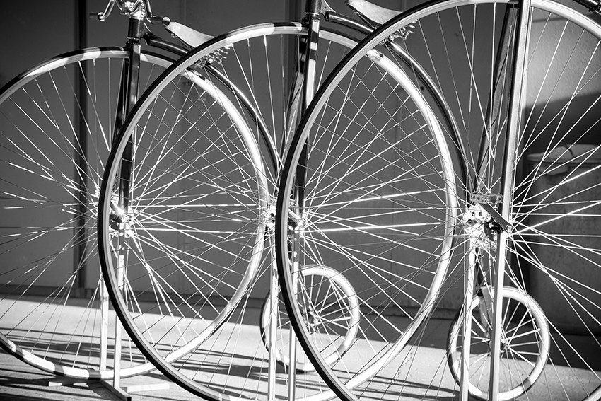 Einzigartiges mit Stil: Tourer Standard Highwheels Bicycle bei UNIKATOO